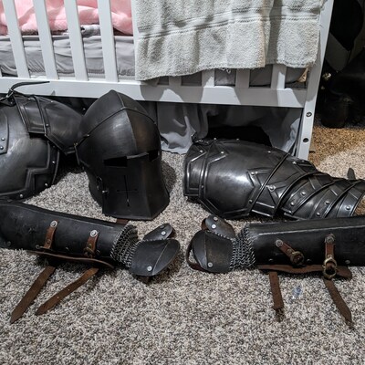 Medieval Leg Armorset ,plate Legs, Cuisses With Poleyns and Greaves - Etsy