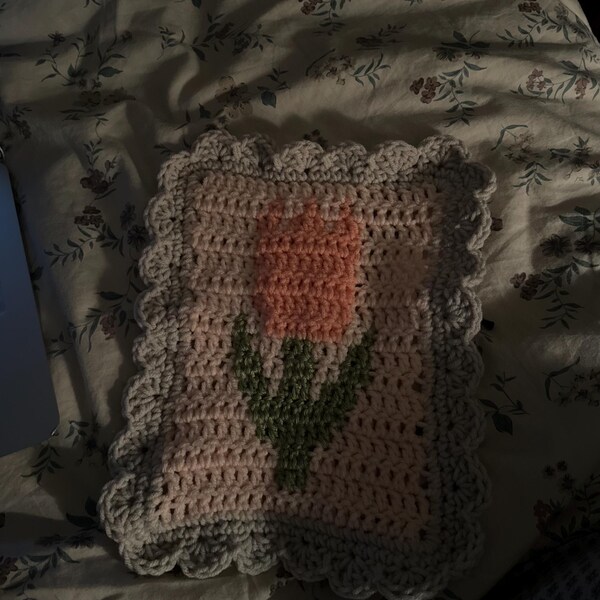 Tulip Tapestry Crochet Pattern - Etsy