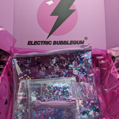 Liquid Glitter Tiny Wallet Life in Plastic, It's Fantastic Pink Small ...