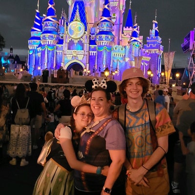 Queen Iduna Women Shirt Frozen 2 Costume Frozen Cosplay - Etsy