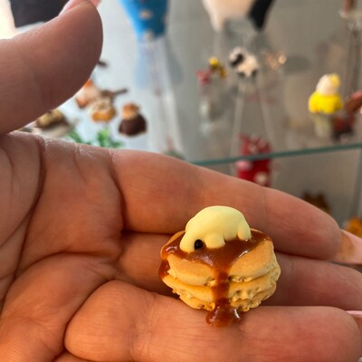 Smores Frog Figurine - Etsy