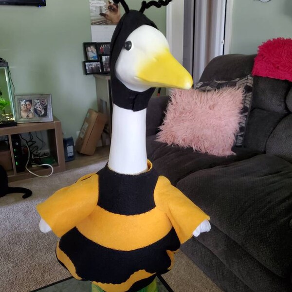 Goose Outfit - Busy the Bumble Bee - Fits 23 to 25 Inch Plastic and ...