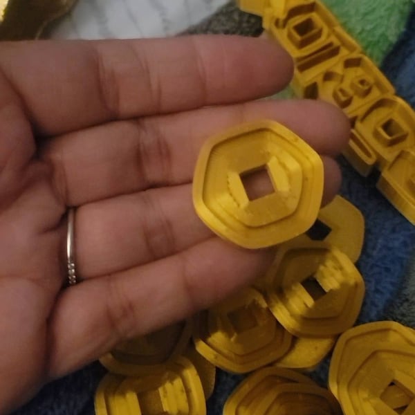 Roblox Robux Gold Coins - Pretend Play Set for Kids, Children’s ...