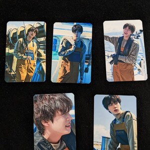 K-POP MINIMALIST POSTERS - Etsy