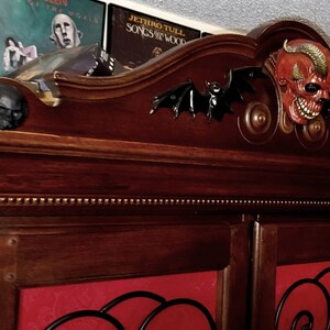 Rosette Rails/ Stiles 12 Inch Chair Rails With Skulls | Etsy