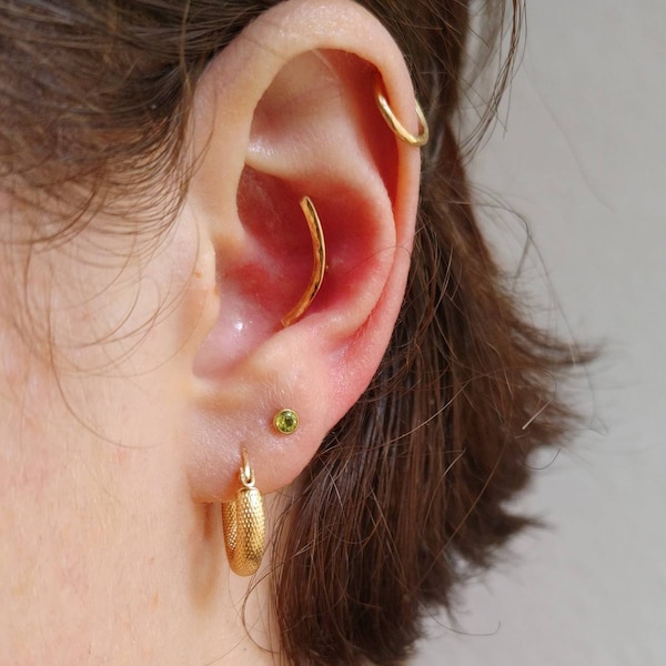 Large 9ct Gold Conch Hoop | Solid Gold Conch Piercing | 9ct Gold ...