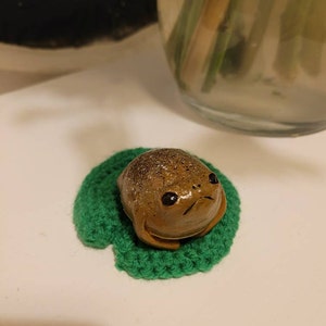 Yawning / Angry / Butt Rain Frog Pins 1 PIN - Etsy