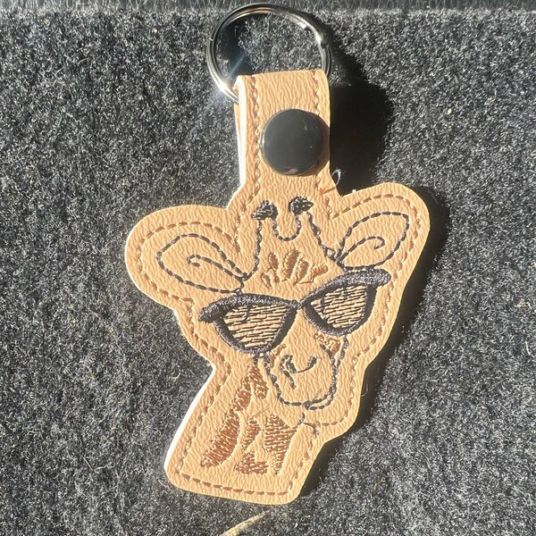 Giraffe With Glasses Keychain, Giraffe With Glasses Keyring, Giraffe ...