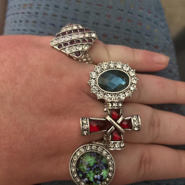 4 Assorted Fashion Rings, Mystery Box of Rings, Assorted Stretchy Rings ...