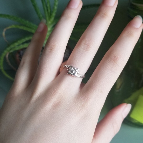 Purity Ring - Girl's Love Waits Flower in Sterling Silver With Pink ...