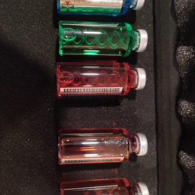 Resident Evil T-virus Antiretrovirus DAYLIGHT Auto Injector - Etsy