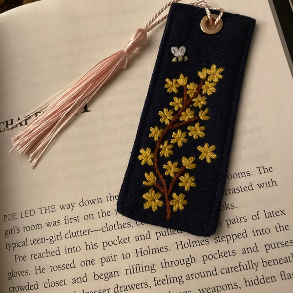 Floral Embroidered Bookmark, Cute Handmade Flower Bookmark, Linen Hand ...