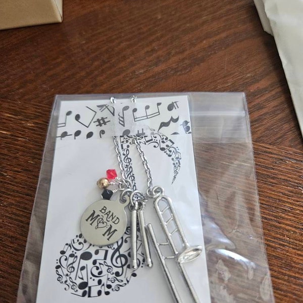 XC Cross Country Track Wing Shoe Charm Keychain Gift, Team, Senior ...