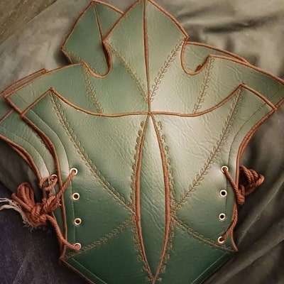 Elven Bracer Fencer Style - Etsy