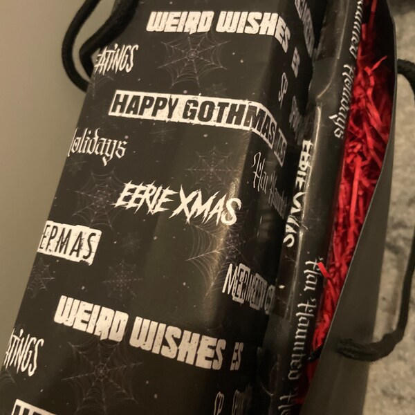 Scream, It's Your Birthday Grimwrap Horror Movie Wrapping Paper, Scream ...