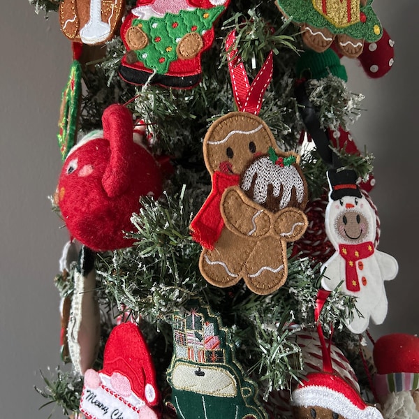 Gingerbread Man Hanging Tower, Christmas Decoration, Gingerbread ...