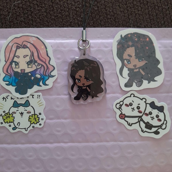 Alien Stage Phone Charms - Etsy