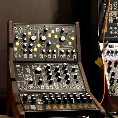Make Noise 2-tier Stand for 0-coast / Strega / 0-CTRL / in Two ...