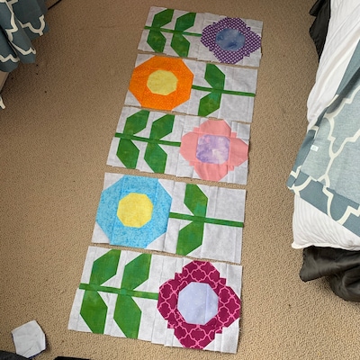 Simply Spring Table Runner PDF Pattern - Etsy