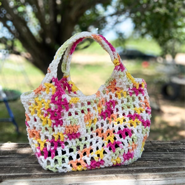 DIY Crochet Bag Pattern - Biscuit Triangle Net Bag (mini) Downloadable ...