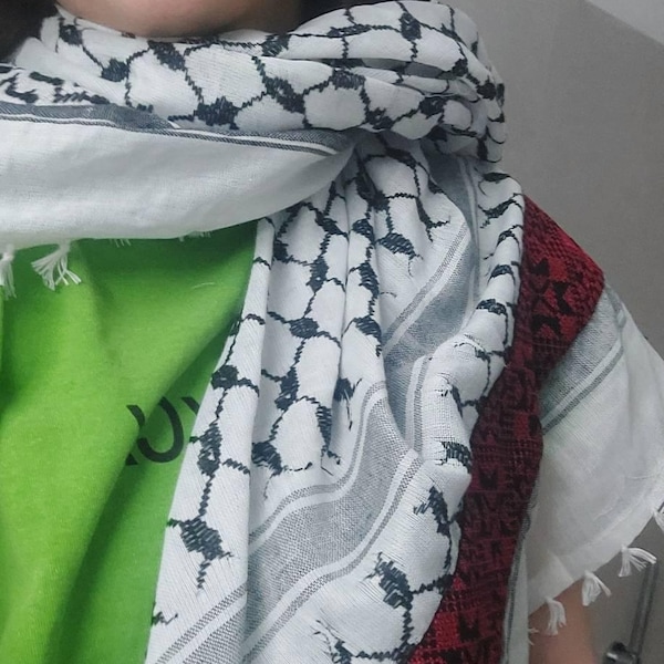 Original Kufiya From Palestine | Colored | Kuffeyeh, Kufiya, Hatta ...