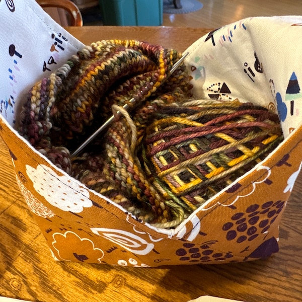 Bento Yarn Bowl Rifle Paper Co / Yarn Cake Bowl, Yarn Keeper, Yarn ...