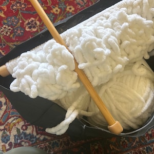 OFF WHITE Caron Simply Soft 6oz / 315yds 170g / 288m 100% Acrylic Yarn ...