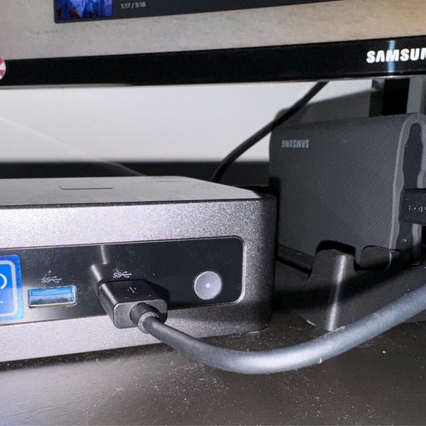 Samsung SSD Holder Organizer, T5, T7, T7 Shield, T9 Solid State Drive ...