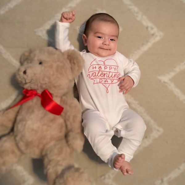Valentines Day Baby , Baby's First Valentines, Valentine Baby Outfit, First Valentines Day ...