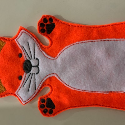 Meerkat Hand and Finger Puppet in the Hoop Machine Embroidery - Etsy