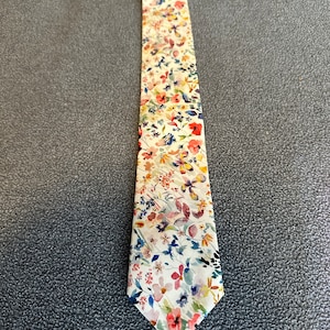 Wildflower Tie Watercolour Floral Neck Tie for Spring Wedding Wild ...