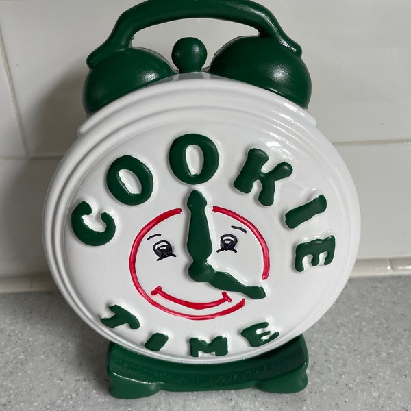 Handmade With Love by Fatima. Decorative Replica Cookie Time Clock ...