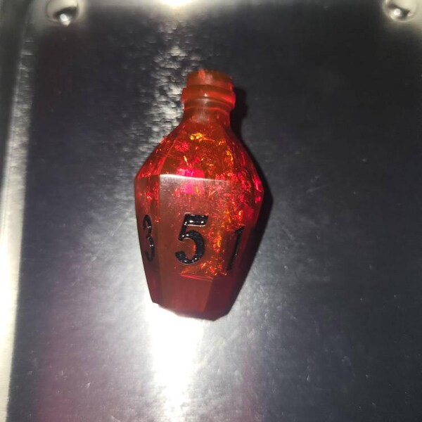 Purple Turtle Dice Set, Transparent With Light Purple Turtle Inside ...