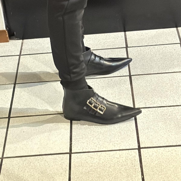 Isaac - 4 Bat Buckle Winklepicker Boot - Etsy