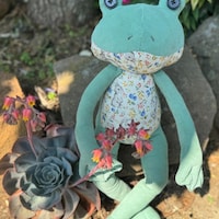 Stuffed Frog - PDF Sewing Pattern & Tutorial | Stuffed Animals | Plush ...