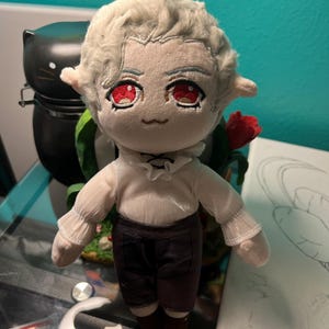 Lady Dimitrescu Statue Resident Evil Village Crystal Dimitrescu Remains ...