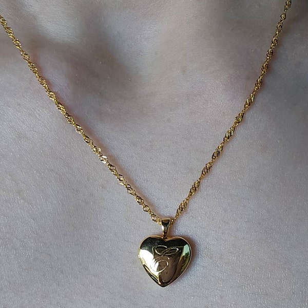 Initial Heart Locket Necklace by Caitlyn Minimalist • Gold Locket Photo ...