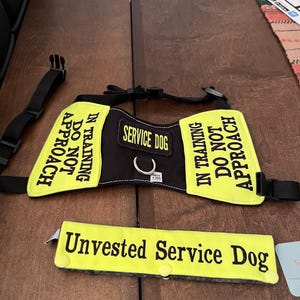 1 Please Do Not Distract, Please Do Not Approach, Leash Sleeve, Snap On ...