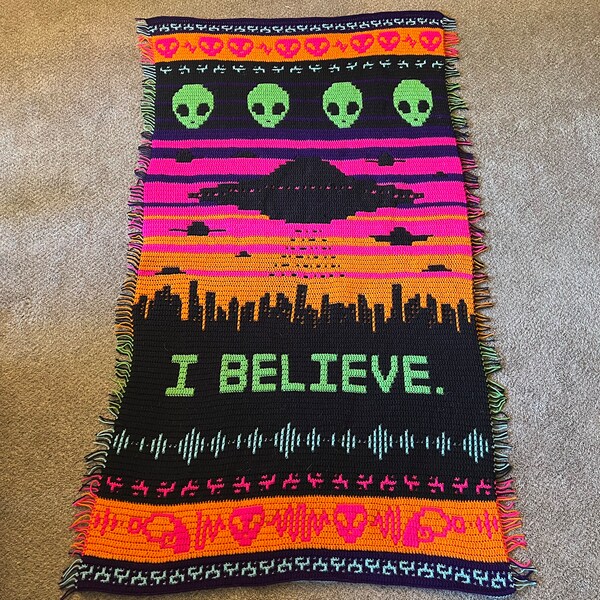 Sos Alien Invasion! Mosaic Crochet Pattern Collection - Etsy