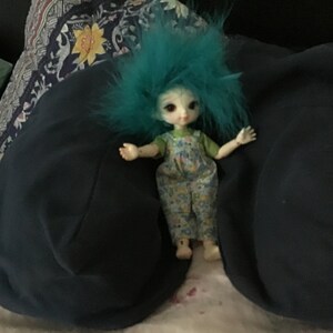 The Mischievous Fae Sprite of the Night Raven Realpuki Feather Headband ...