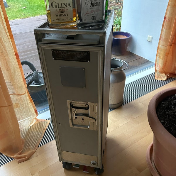 2 TRANSAVIA Aluminium Airline CONTAINERS KSSU Containers ...