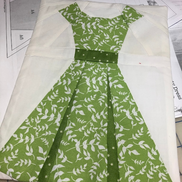 Vintage Dresses Quilt Block 2, Paper Piecing Pattern - Etsy