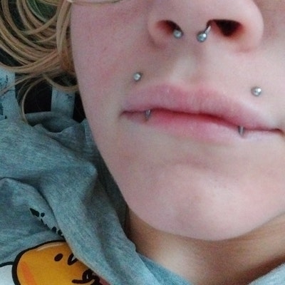 Spike Vertical Labret Stud Lip Piercings Coloured Titanium Spikes ...