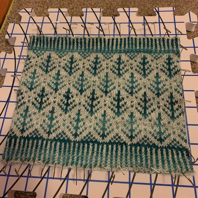 4 Ply Fir Tree Hat in Fair Isle Knitting Pattern, Digital Download - Etsy