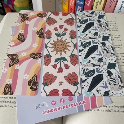 True Crime Junkie Sticker Spooky Reader Sticker Waterproof E-reader ...