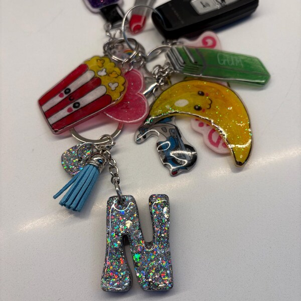 Custom Purple Flower Resin Keychain, Personalized Pressed Dried Floral ...