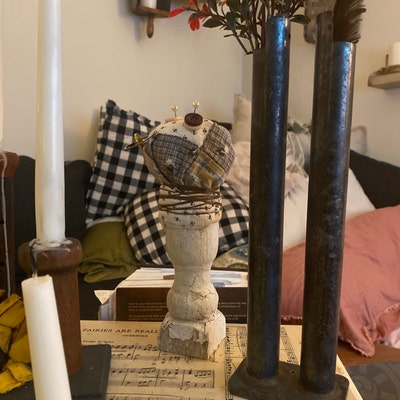 Star / Large Metal Mustard Yellow Star Mounted on A Metal Pedestal and ...