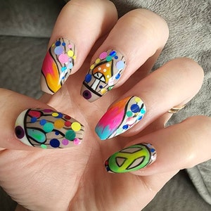 Tripping Illusion Press on Nails Handpainted Abstract Nail Art Glue on ...