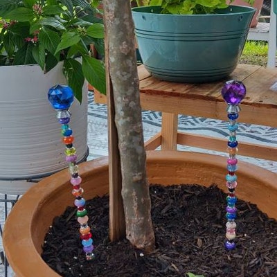 14 Inch Jeweled Garden Stake, Planter Stake, Round Prism Garden Stick ...