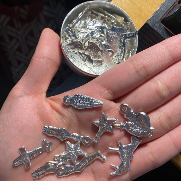 100 Assorted Gold-tone Milagros Miracle Charms (expect Duplicates ...